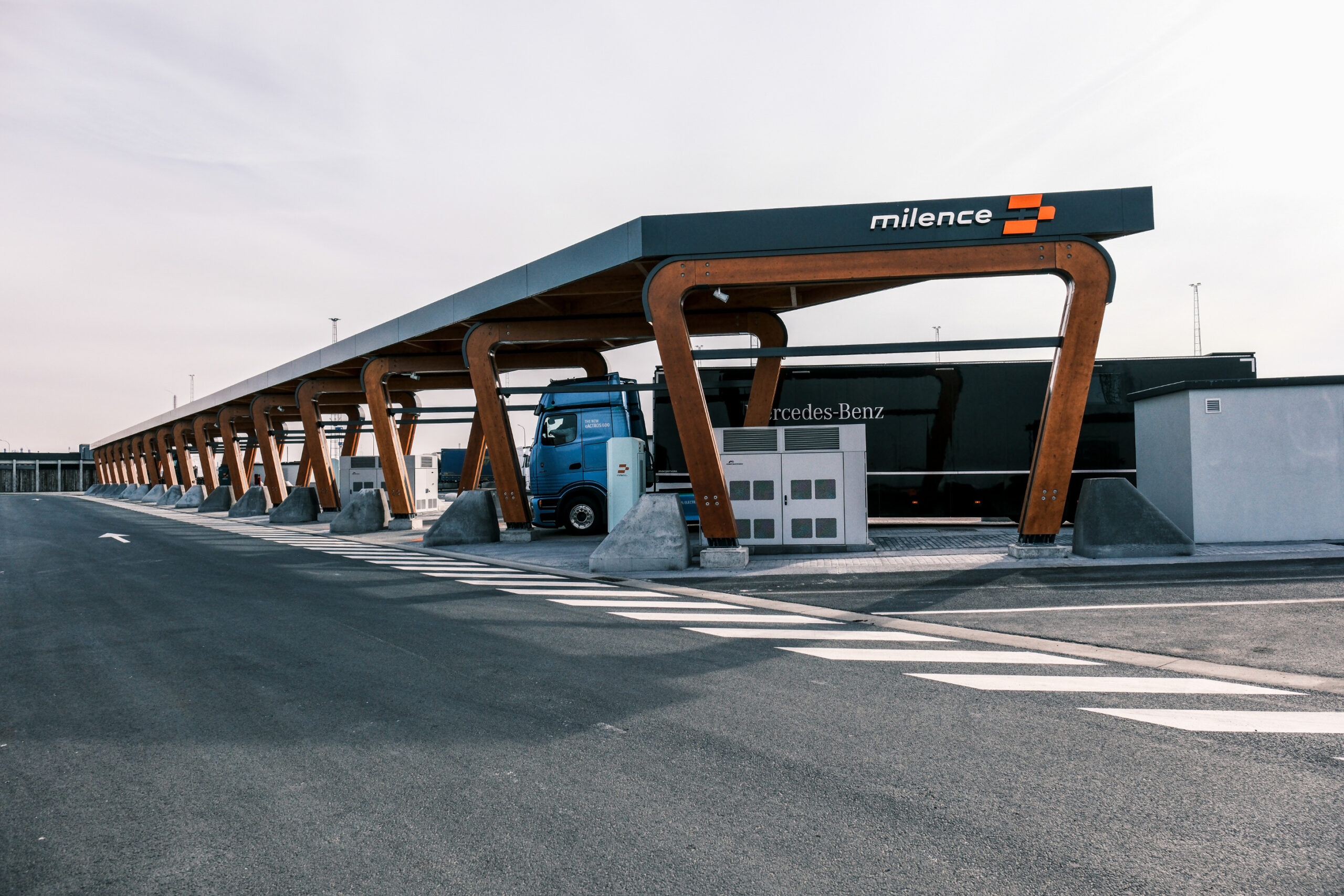 Milence opens first megawatt chargers in port of Antwerp - newmobility.news