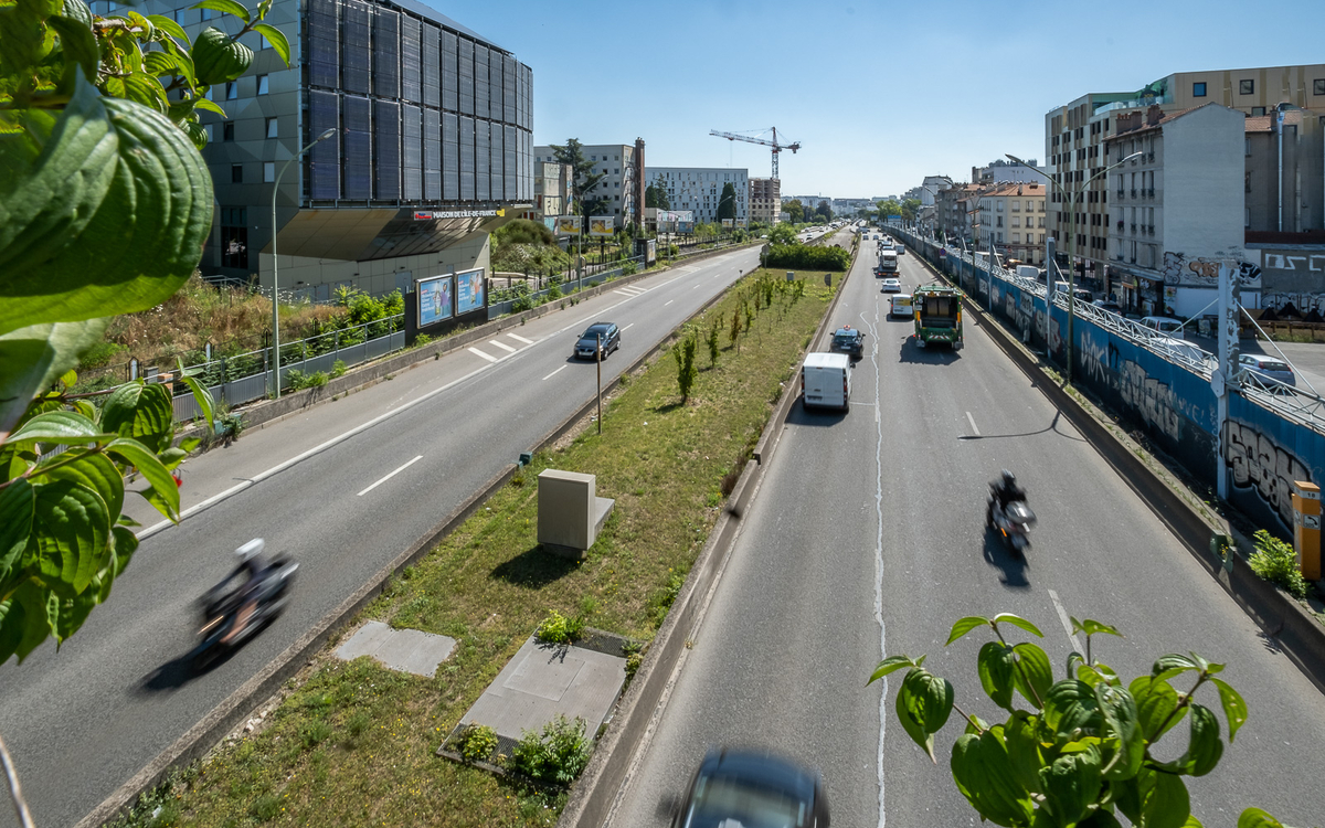 Paris reserves lane on 'périphérique' for car pooling and public ...