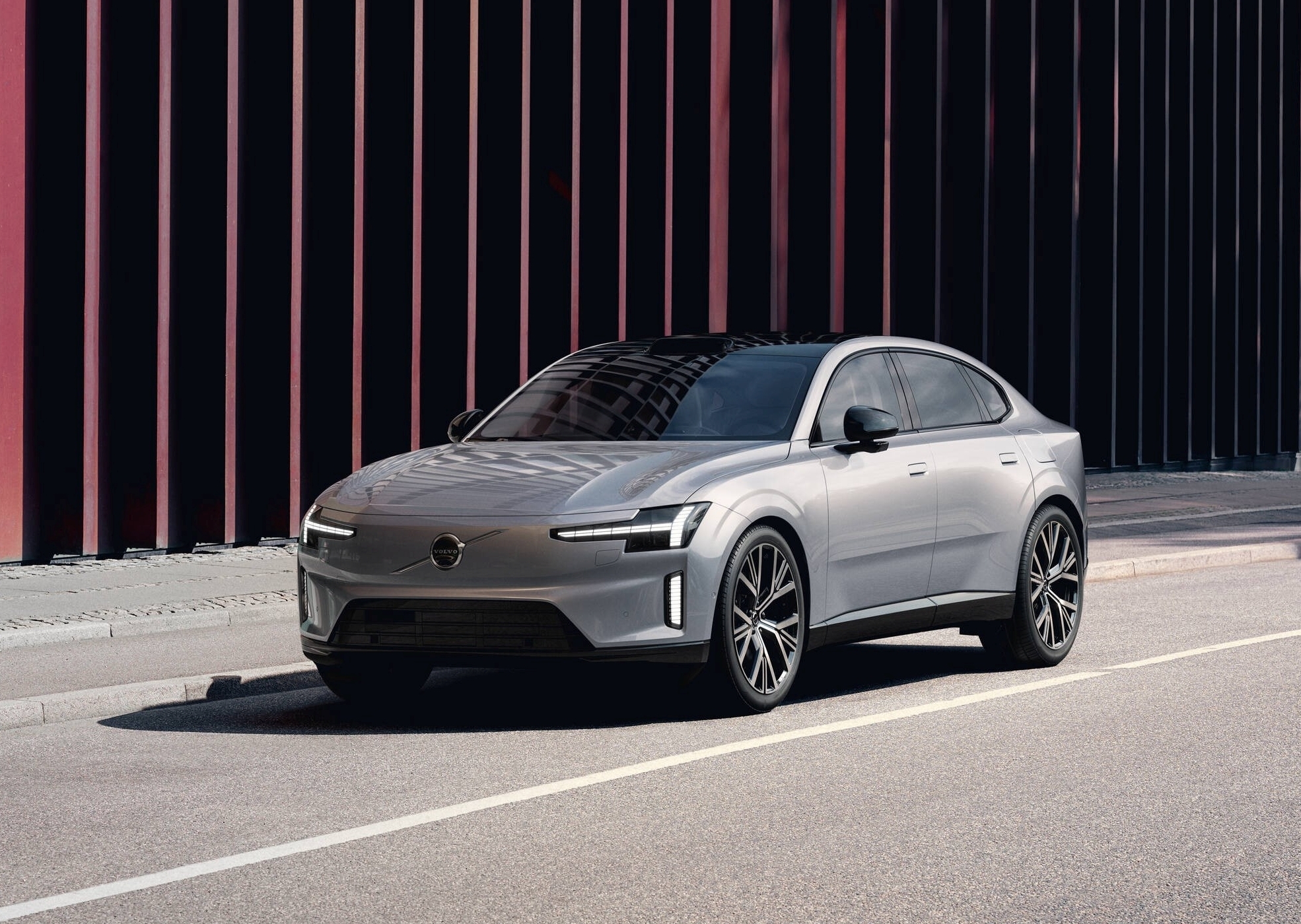 Luxury meets lightning: Volvo unveils the ES90 electric sedan ...