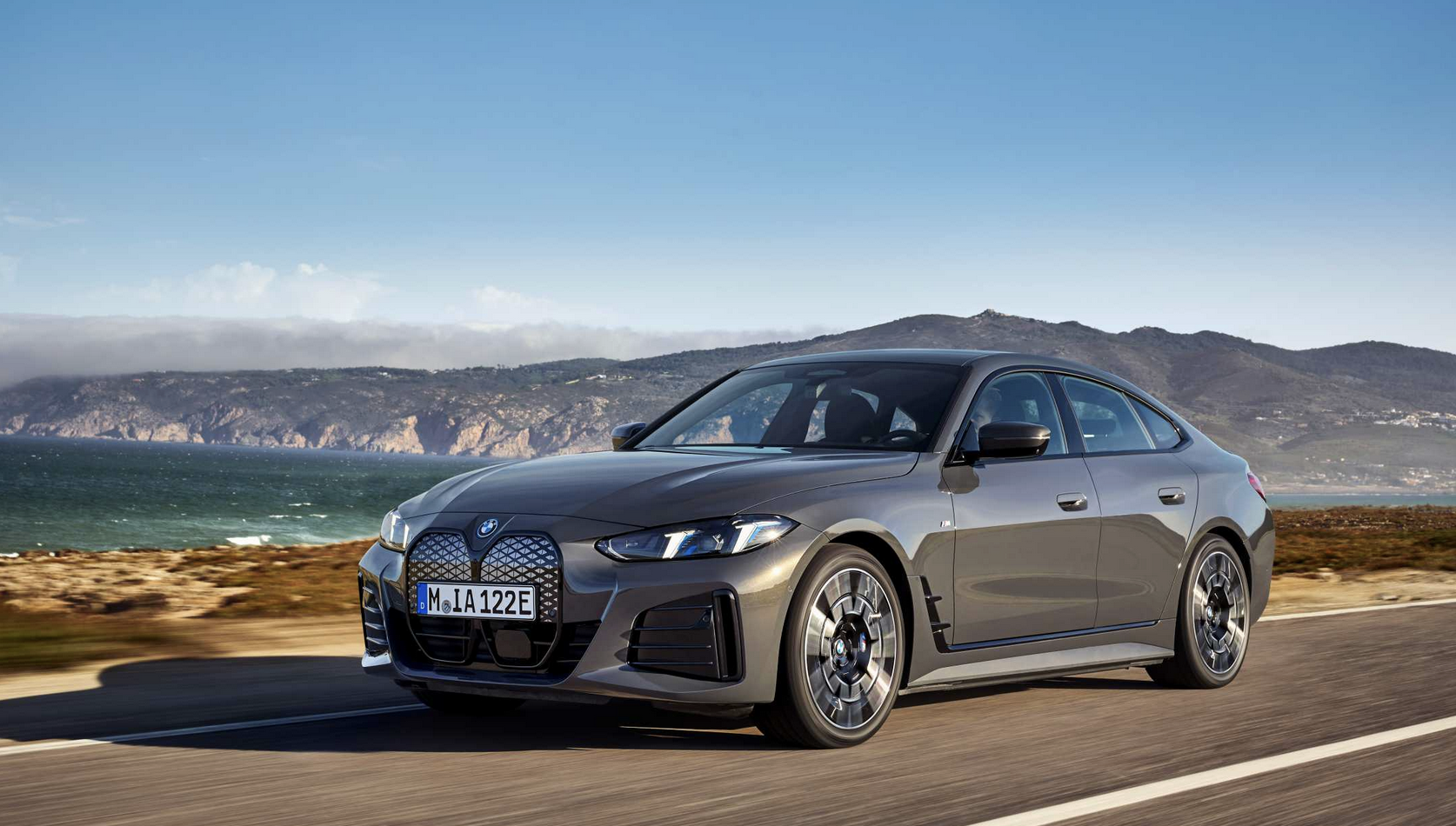 BMW i4 range upgraded for summer 2025 - newmobility.news