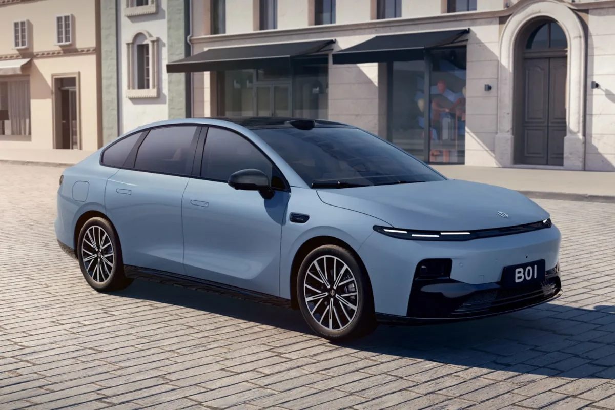 Leapmotor B01 launched in China: mid-size EV saloon for €12,500 ...
