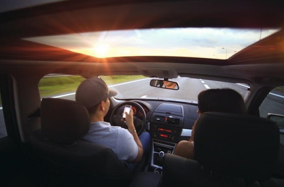 VIAS: 'Van drivers distracted 8% of their time on the road' - newmobility.news