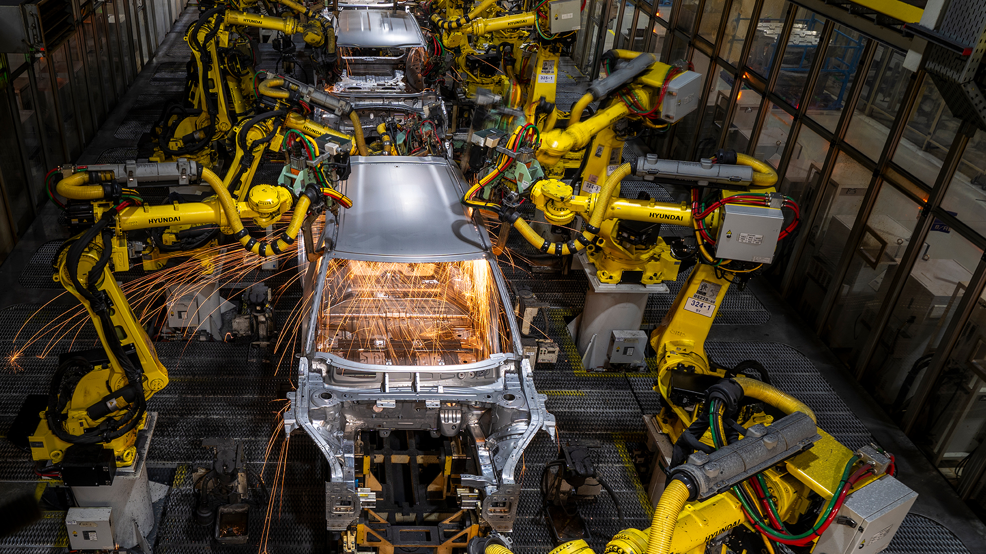 Kia starts EV4 production in 'car-factory magnet' Slovakia - newmobility.news