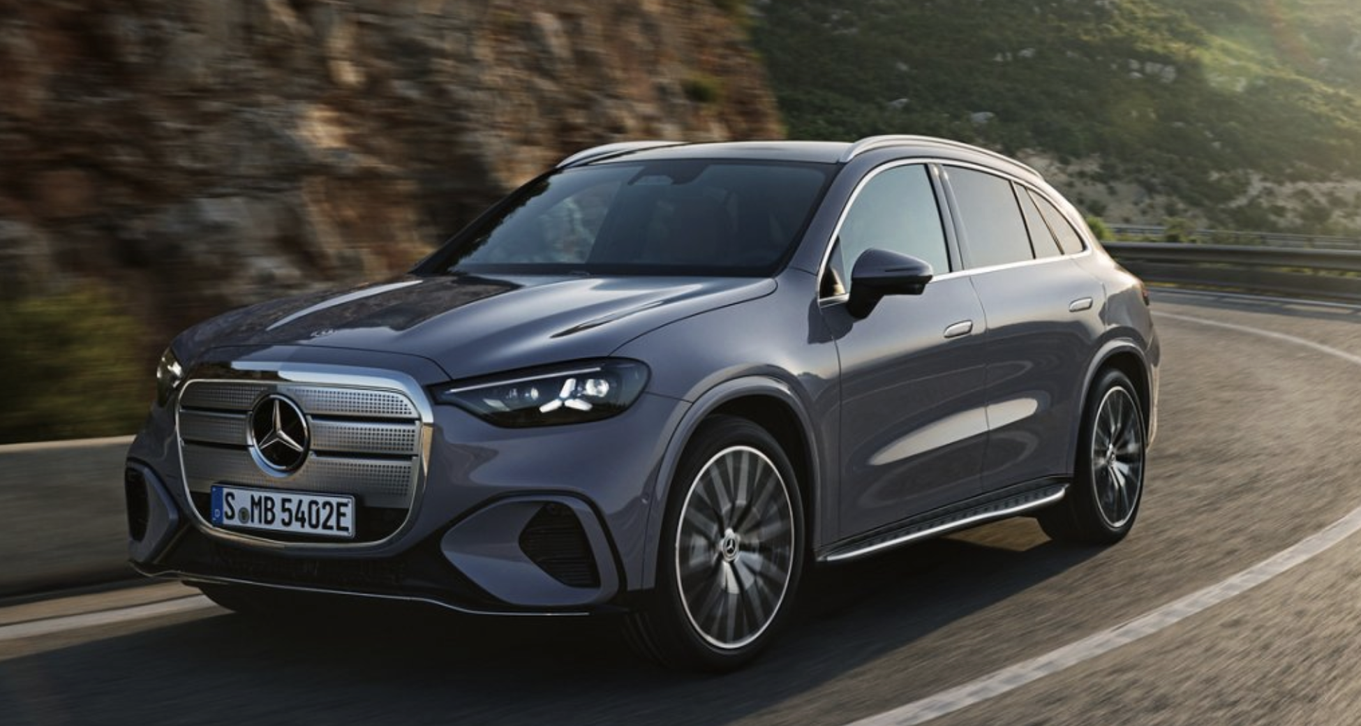 Mercedes' answer to BMW's iX3: the new GLC EQ - newmobility.news