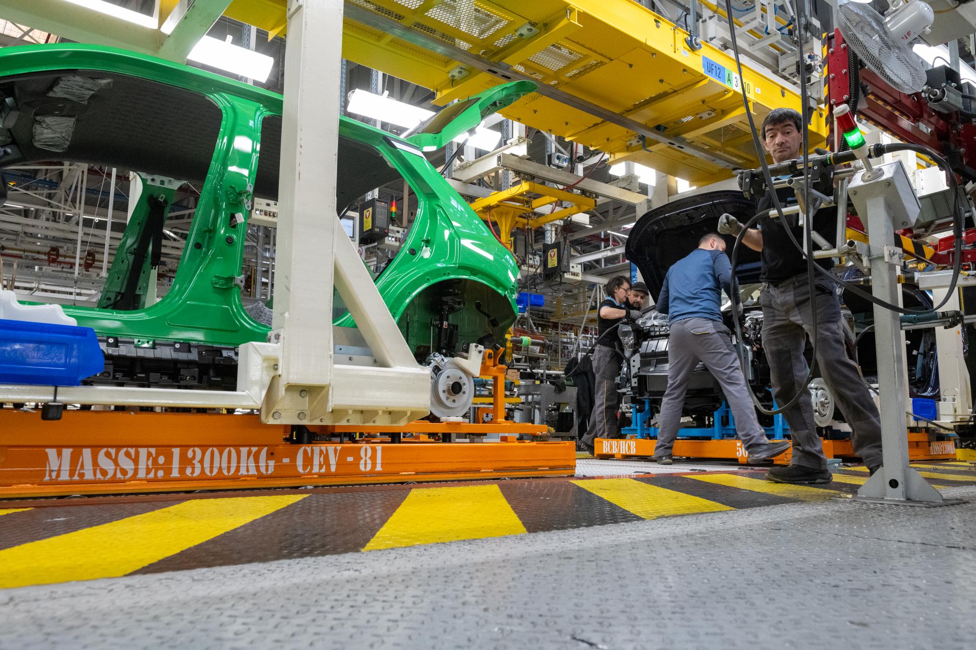 EU Commission's first draft automotive action plan softens 2035 ICE ban ...