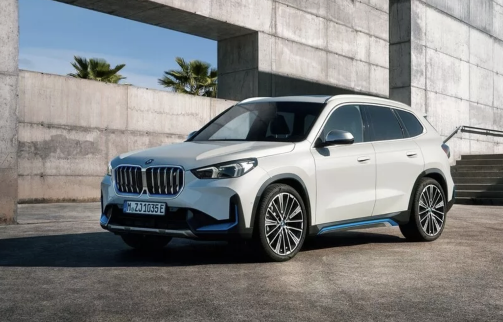 BMW updates iX1, iX2 and (already) iX3 - newmobility.news