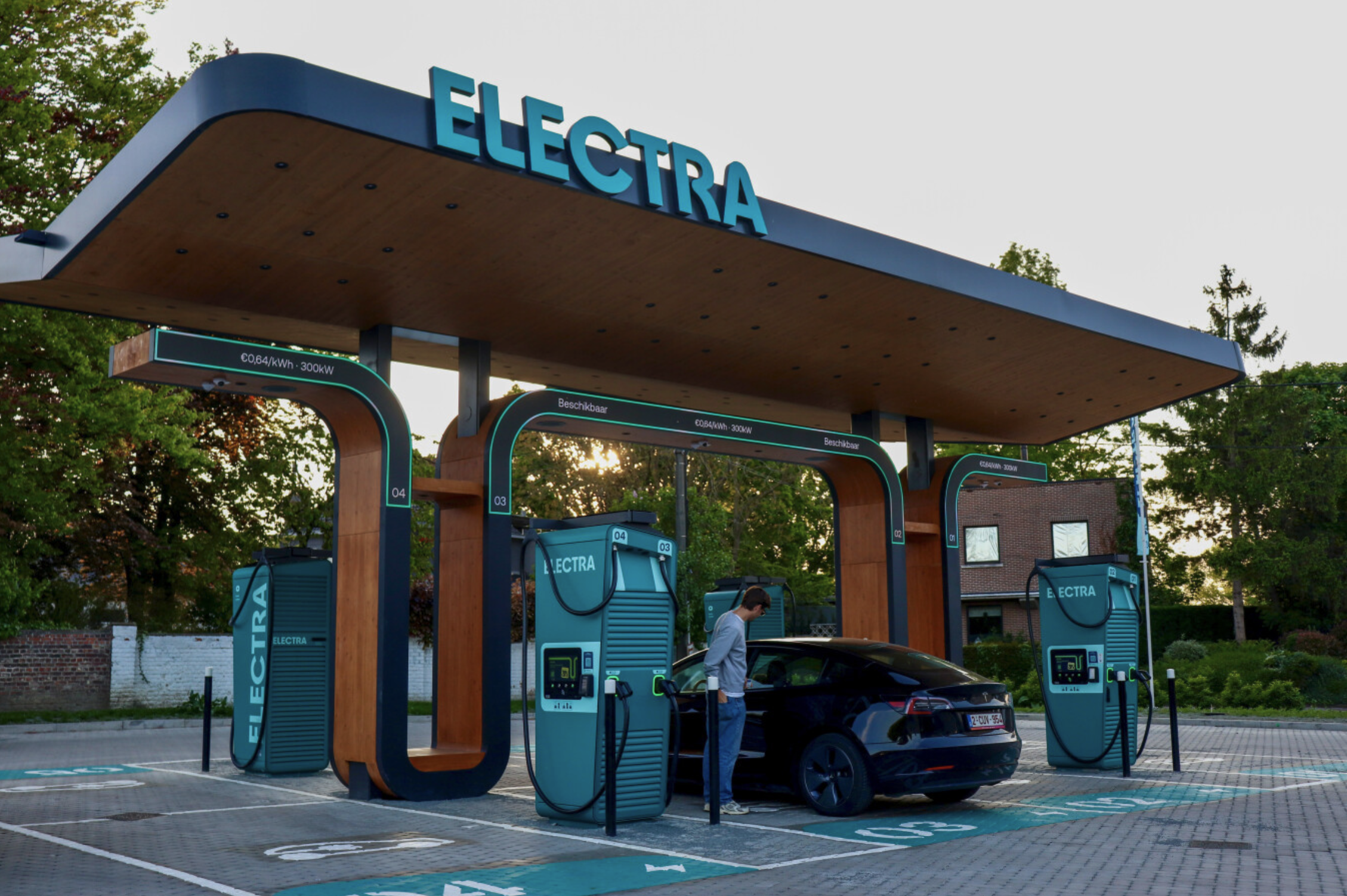 Electra stakes its leadership claim in Belgium’s fast-charging market ...